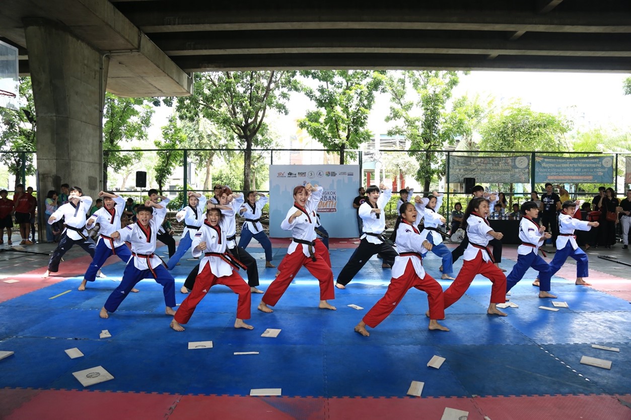 PANIPAK SHINES IN TOKYO - United Through Sports